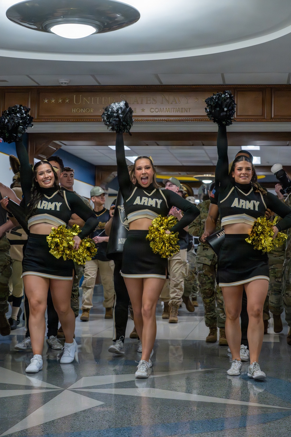 DVIDS - Images - Army-Navy Pep Rally at the Pentagon 2025 [Image 5 of 10]