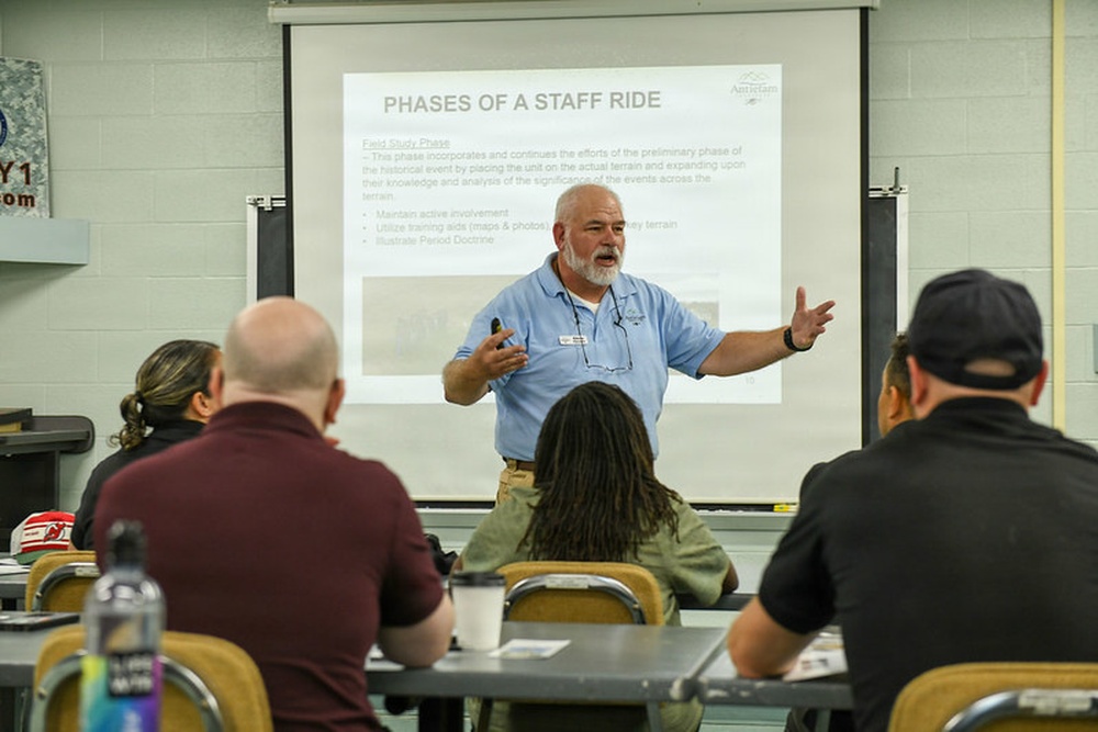 DVIDS - Images - Michigan National Guard Antietam Battlefield Staff ...