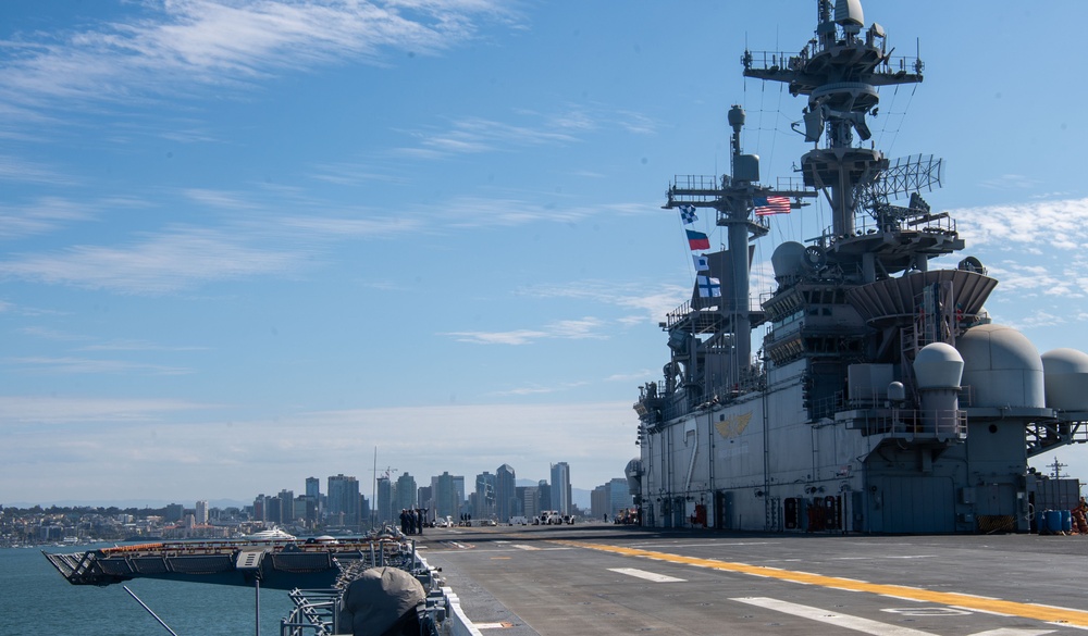 DVIDS - Images - USS Essex returns from underway [Image 8 of 8]