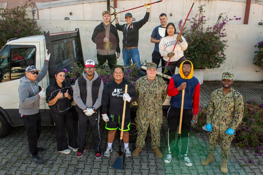 DVIDS - Images - NAS Sigonella, Keep Sigonella Beautiful event [Image 2 ...