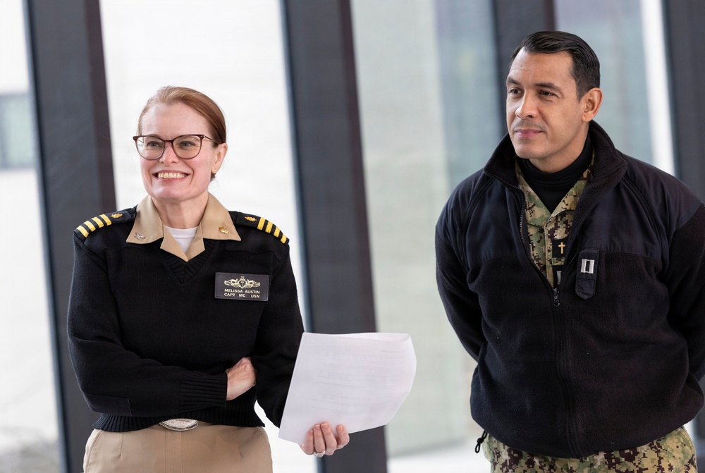 DVIDS - Images - Menorah Lighting at Walter Reed [Image 7 of 12]