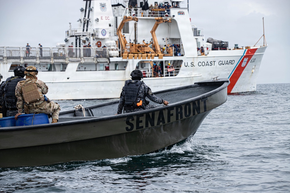 DVIDS - Images - U.S. Coast Guard Cutter Alert Conducts Training ...
