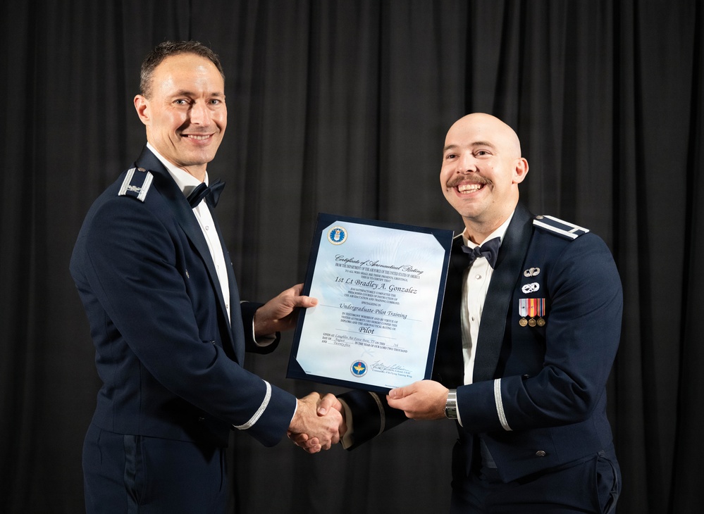 DVIDS - Images - Graduating the Future of Flight: Class 25-13 [Image 22 ...