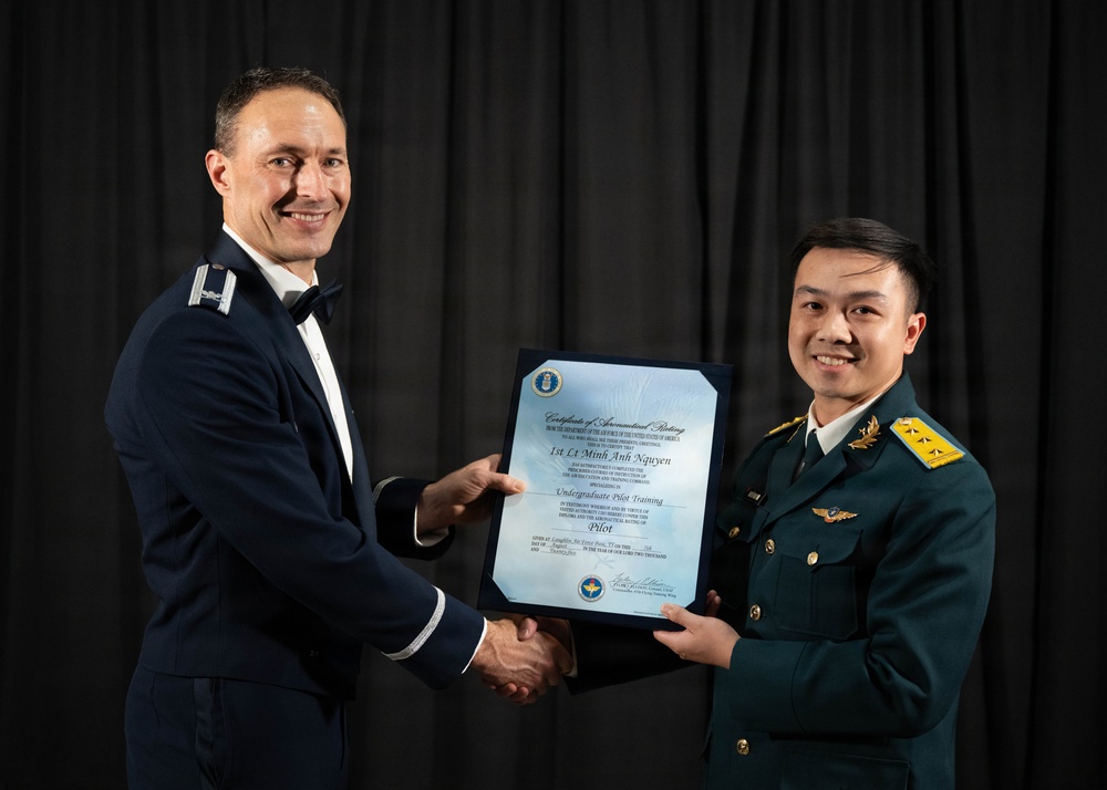 DVIDS - Images - Graduating the Future of Flight: Class 25-13 [Image 25 ...