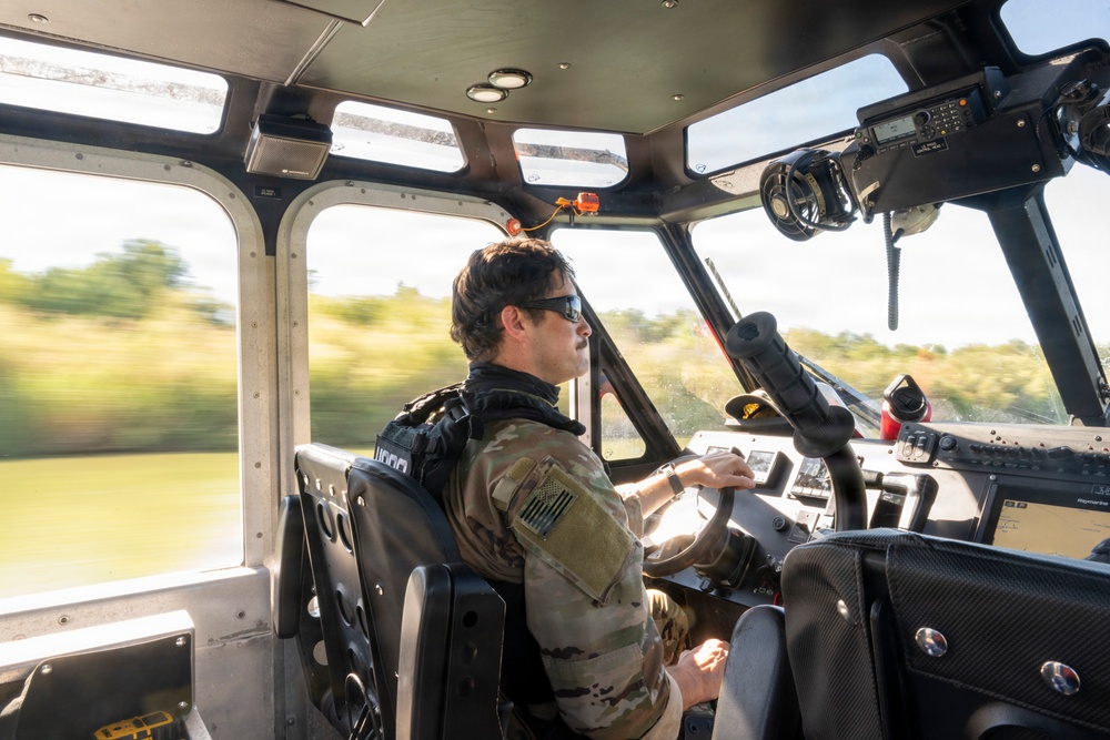 DVIDS - Images - Coast Guard strengthens maritime security near McAllen ...