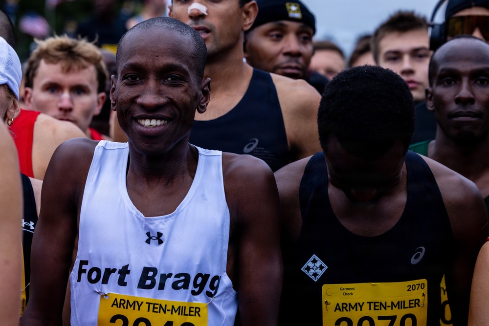 DVIDS - Images - 2025 Army Ten Miler [Image 5 of 22]