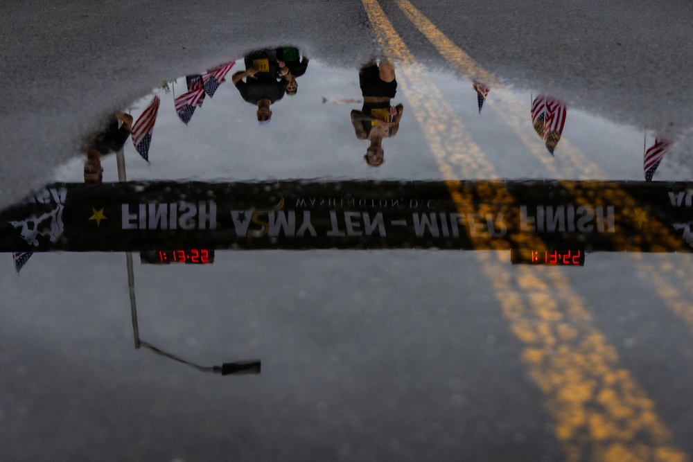 DVIDS - Images - 2025 Army Ten Miler [Image 20 of 22]
