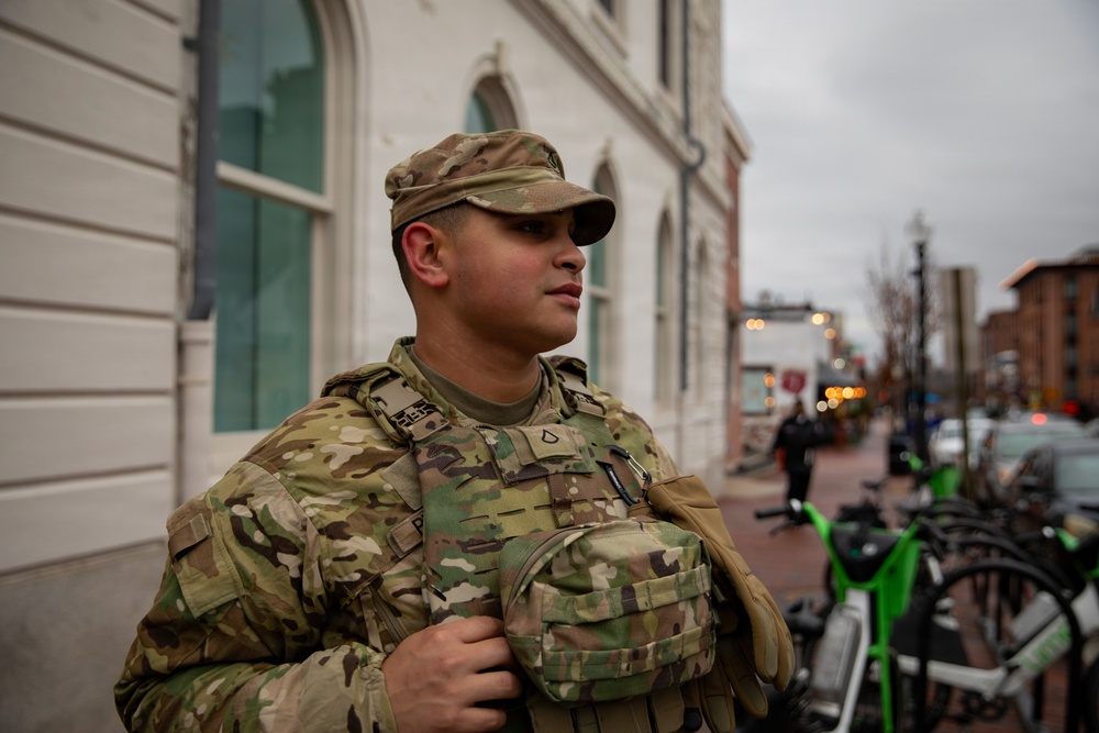 DVIDS - Images - A Mississippi Army National Guard Soldier pulls ...