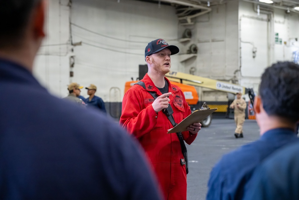 DVIDS - Images - USS Theodore Roosevelt Damage Control Drill [Image 13 ...