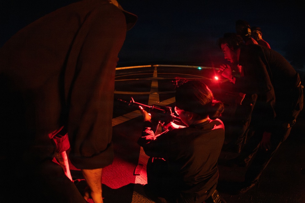 DVIDS - Images - USS San Diego (LPD 22) Conducts Live Fire Exercise ...