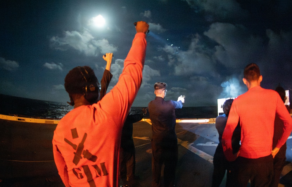 DVIDS - Images - USS San Diego (LPD 22) Conducts Live Fire Exercise ...