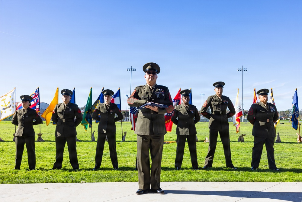 DVIDS - Images - Master Gunnery Sgt. Torres bids farewell to 1st MLG ...