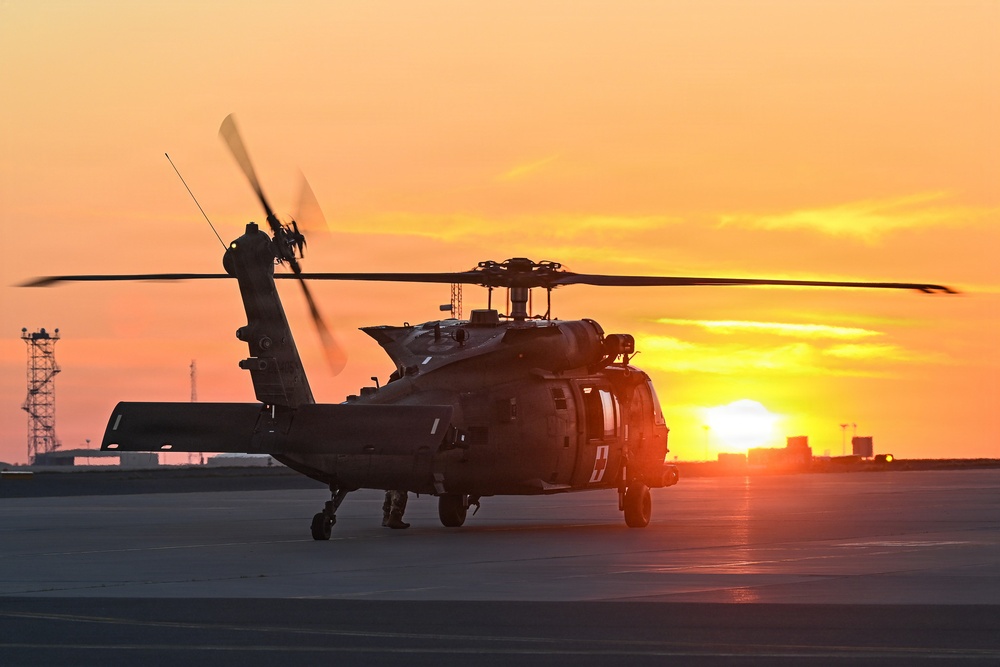 DVIDS - Images - MEDEVAC Blood Pick-up [Image 2 of 3]