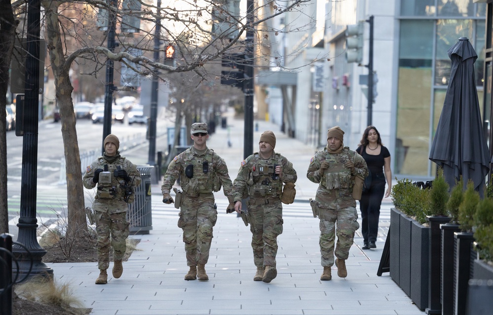 DVIDS - Images - Florida National Guard Soldiers Arrive in D.C. to ...