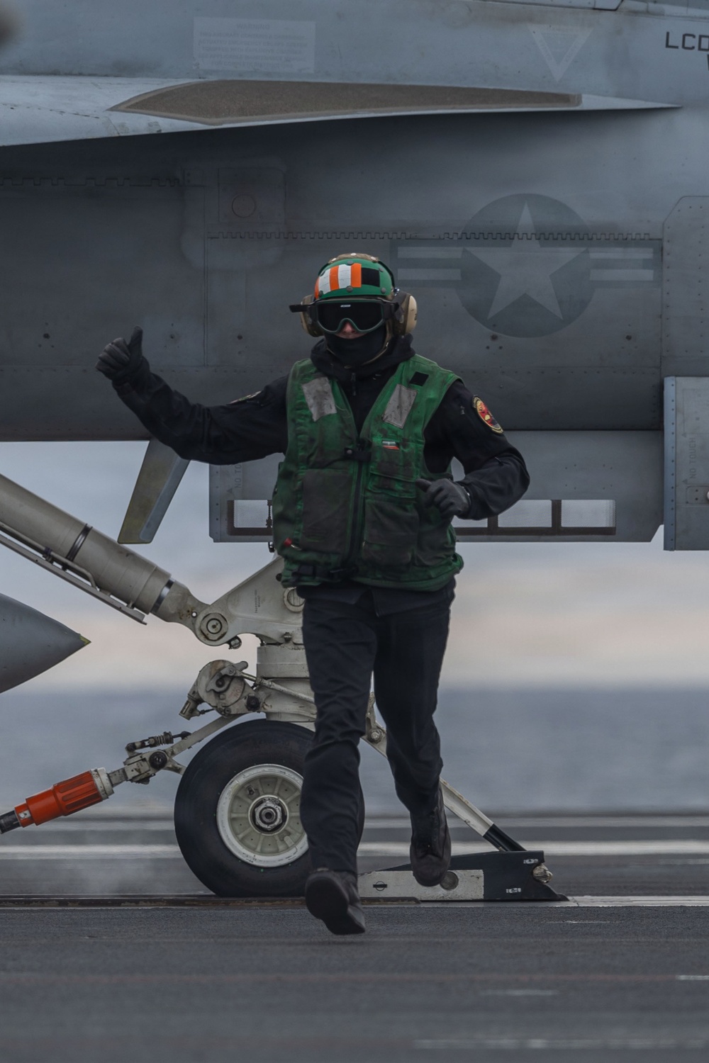 DVIDS - Images - Daily Operations Aboard USS George H.W. Bush (CVN 77 ...