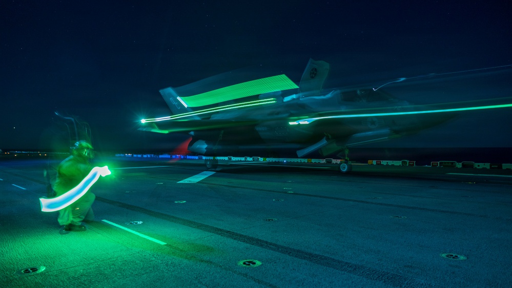 DVIDS - Images - 11th MEU Marines, Sailors Conduct F-35B Flight ...
