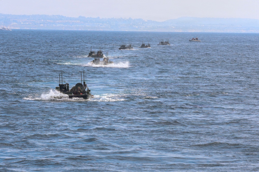 DVIDS - Images - Comstock Conducts ACV Operations [Image 3 of 8]