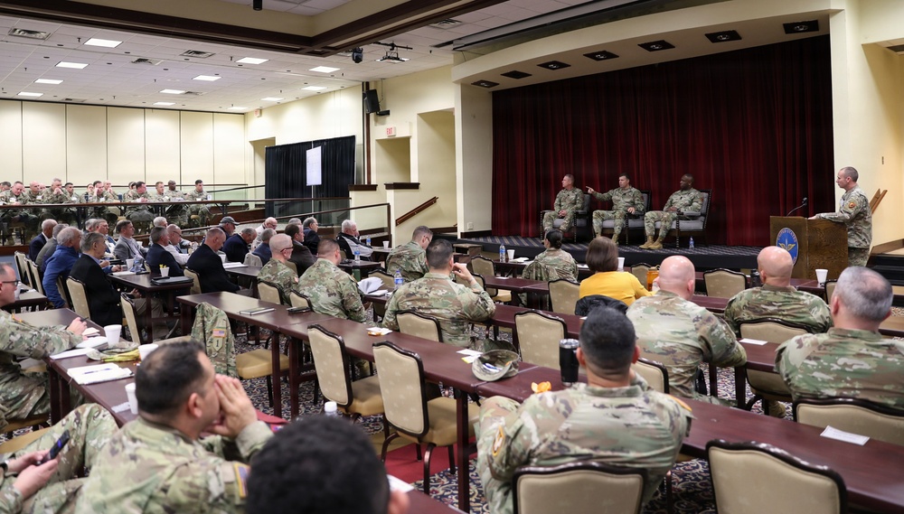 DVIDS - News - AVIATION SENIOR LEADER FORUM: Army Aviation Transforms ...