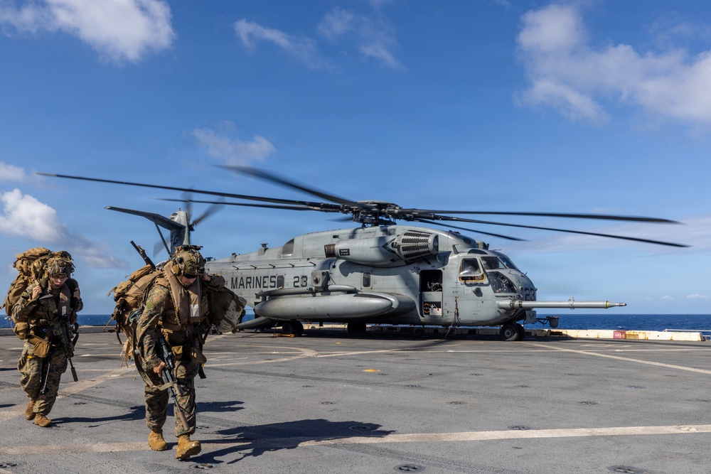 DVIDS - Images - 22nd MEU(SOC) | VMM-263(REIN) Conducts Flight Ops ...