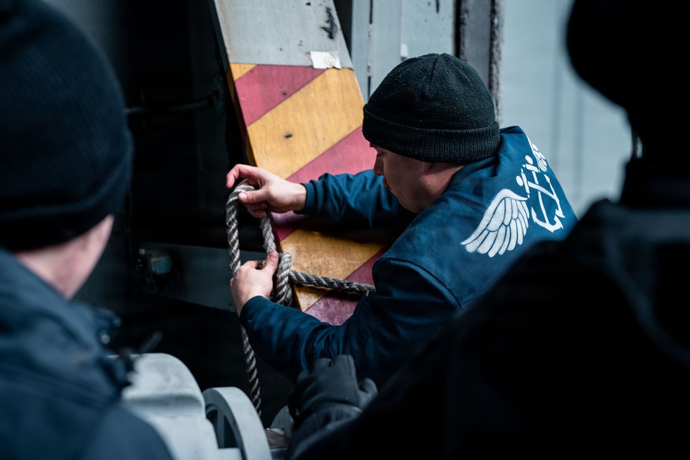 DVIDS - Images - USS Theodore Roosevelt Indian Island Arrival [Image 20 ...