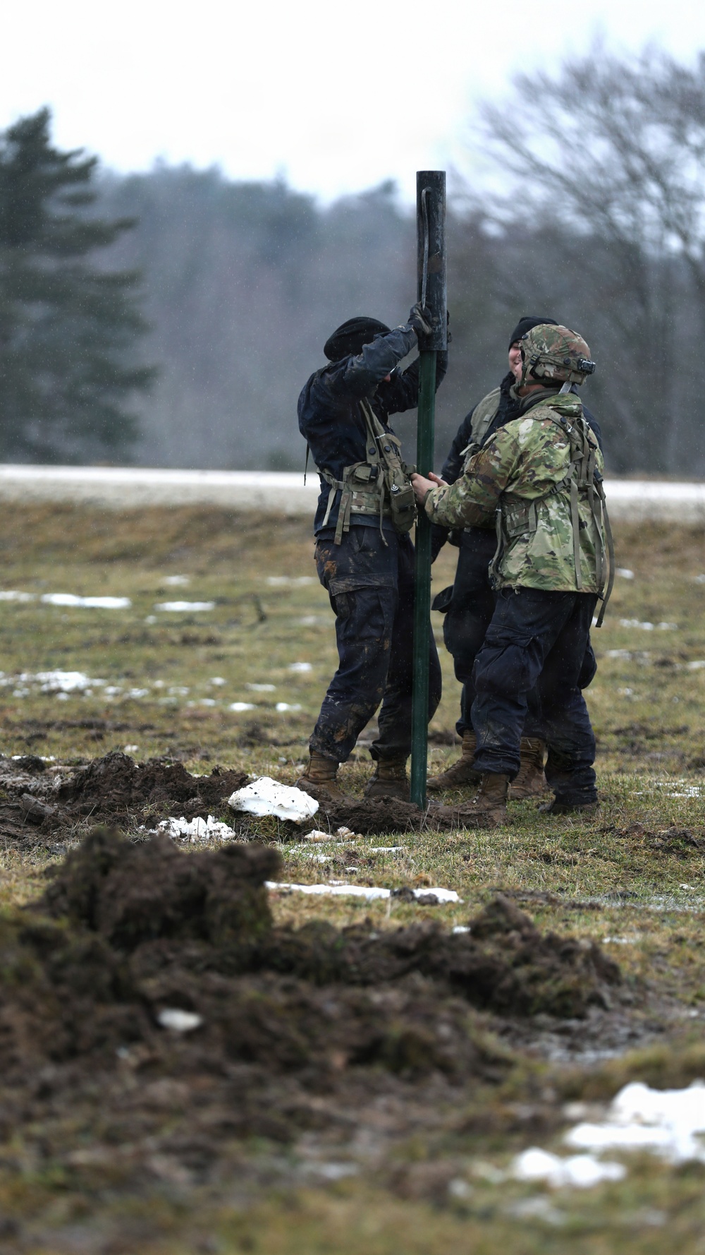 DVIDS - Images - U.S. Army Soldiers Emplace Obstacles as a part of the ...