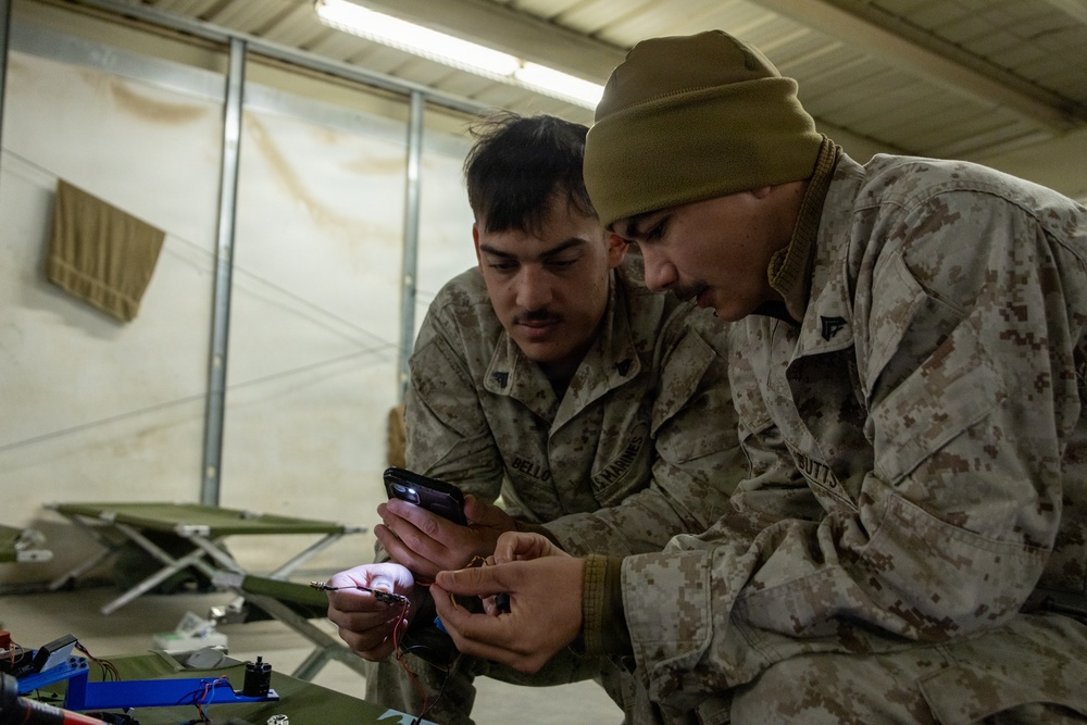 DVIDS - Images - 3rd LAAB build drones from scrap during training ...