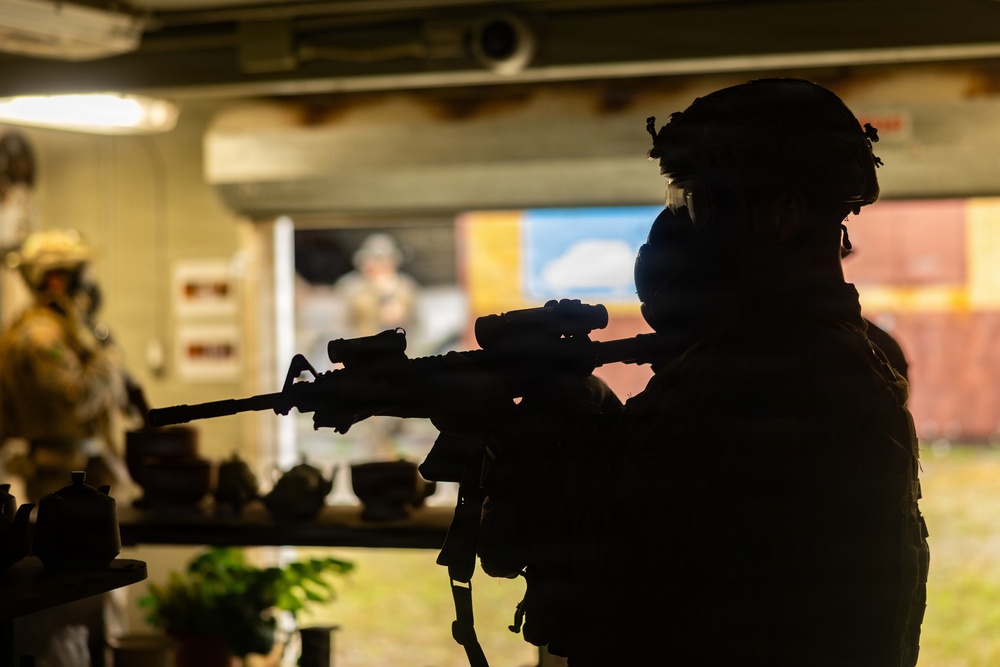 DVIDS - Images - U.S. Marines with 4th LAR Conduct Urban Operations ...