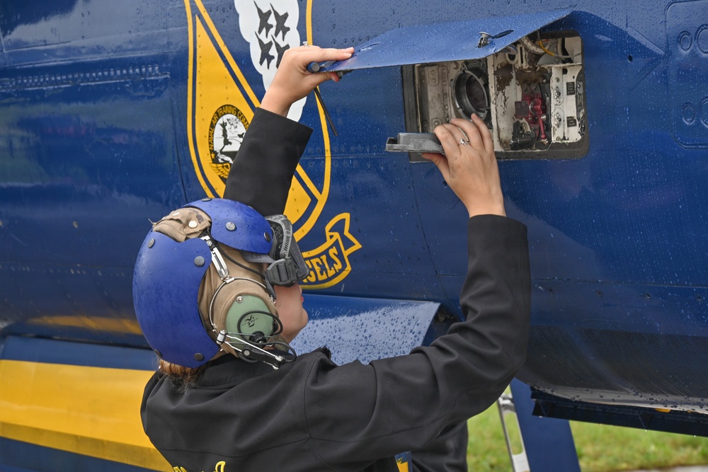 DVIDS - Images - Blue Angels prepare to fly at Air Dot Show for 2026 ...